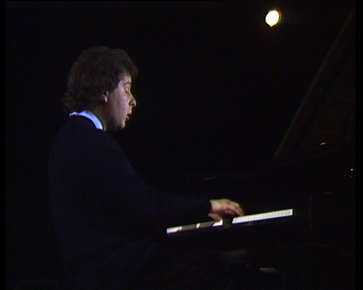 Sir András Schiff plays Bach