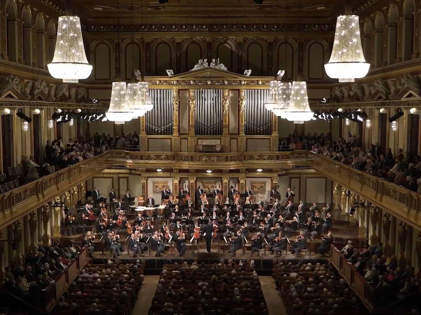 Daniele Gatti conducts Stravinsky and Shostakovich