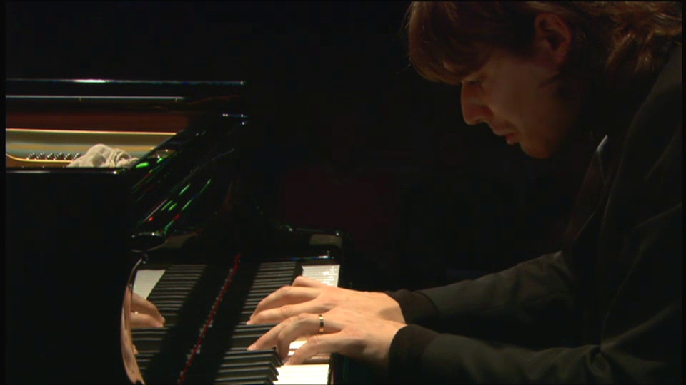 David Fray plays Schubert and Bach - medici.tv